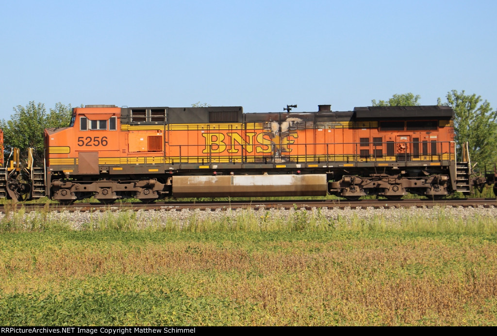 BNSF 5256